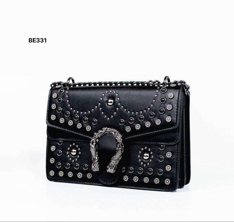 Bolso Incanta shoes Bolso Negro Apliques Cadena Be331