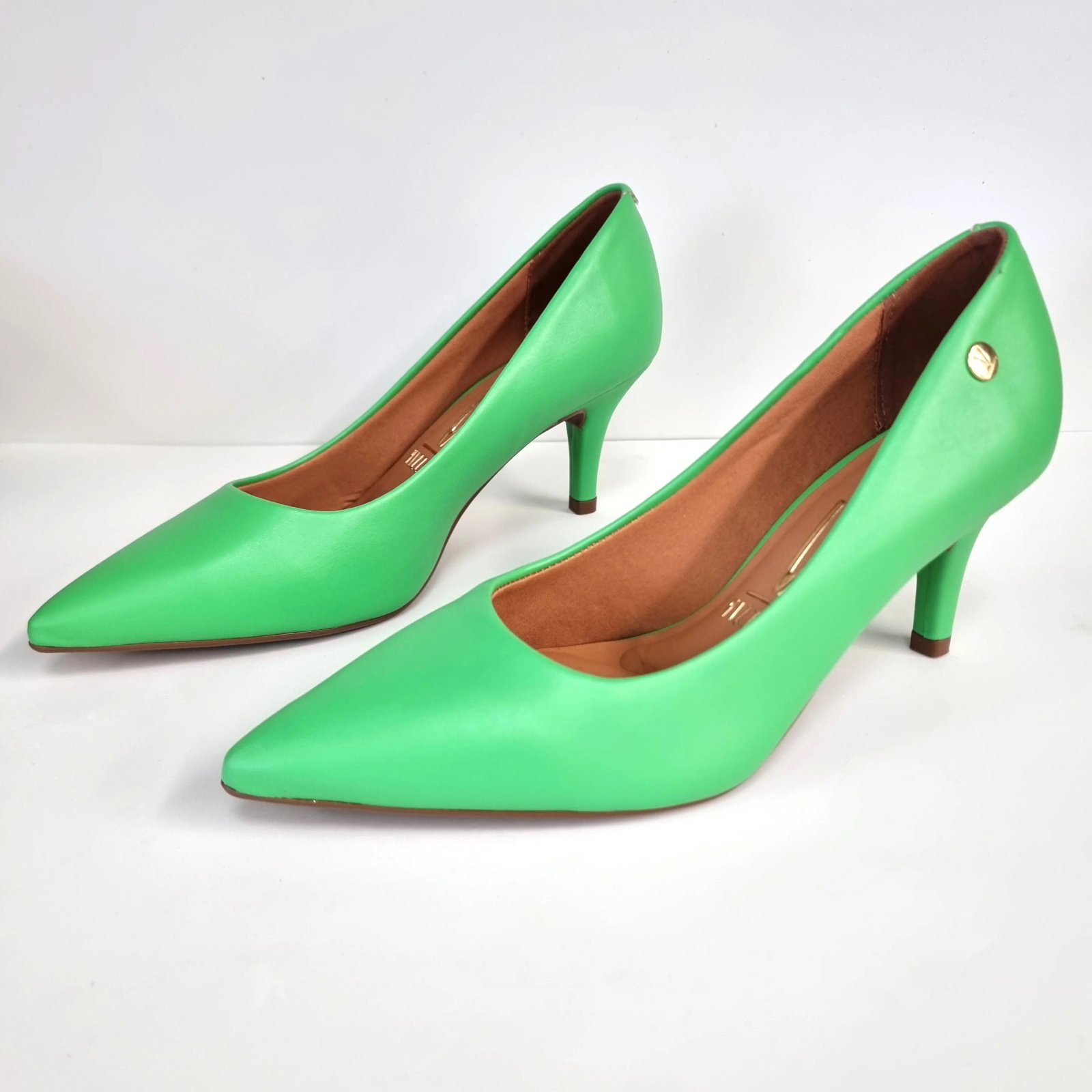 TACONES MUJER MARCA VIZZANO COLOR VERDE